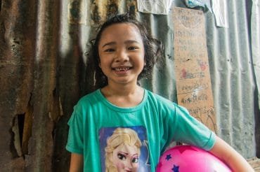 Khlong Toei: Encounters in Bangkok's Largest Slum